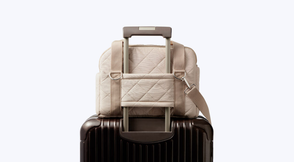 Ekskluzywna torba dla psa pikowana beżowa John Dog Travel | sklep John Dog